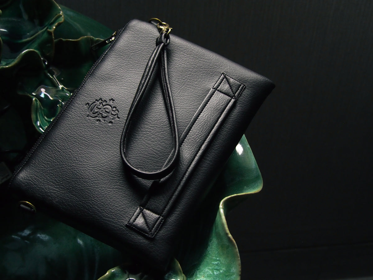 Cupid's Touch Faux Leather Hand Pouch – Shop at Mizuma